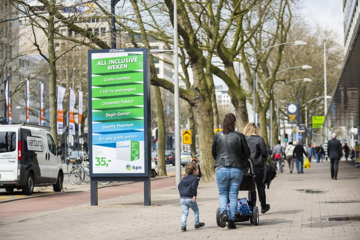 KPN Mega-Mup's & Scroller Domination | JCDecaux Nederland